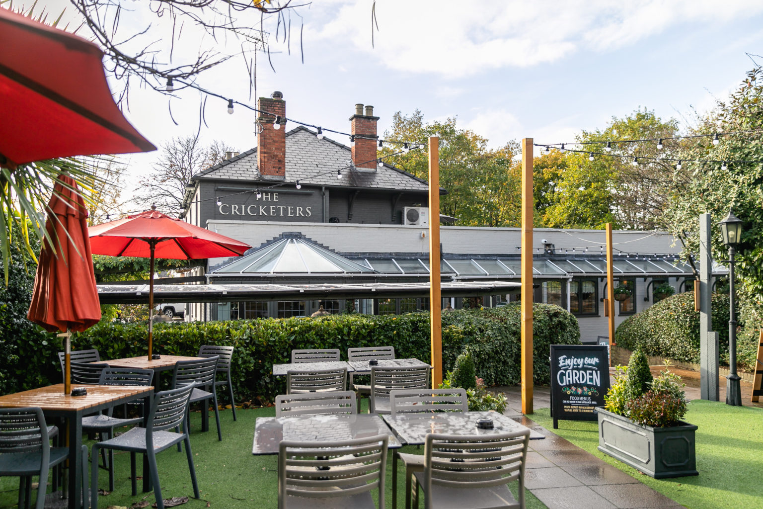 Half a million pound investment sees Row Town pub reopen | Stonegate Group