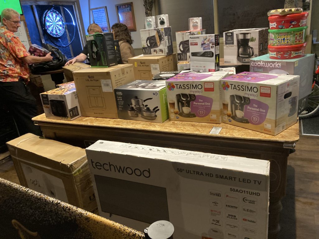 Kettering's Rising Sun Pub Raises Over £18,000 for Local Charities ...