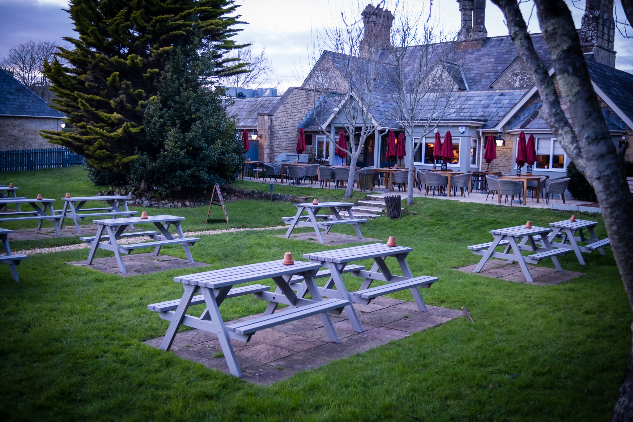 Amazing Isle of Wight pub reopens its doors after major refurbishment ...